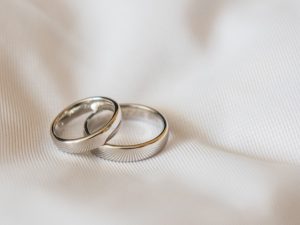 【一瞬でわかる】K18PGとは？K18PG＝18金ピンクゴールド｜意味まとめ - ジュエリーを買う前の総合情報サイト